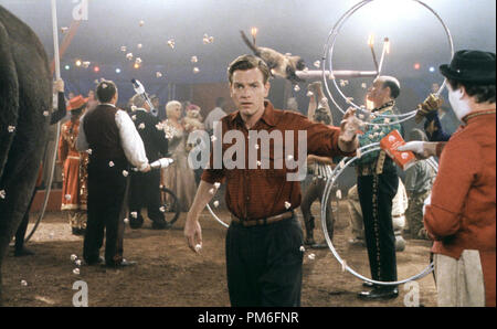 EWAN MCGREGOR, BIG FISH, 2003 Stock Photo - Alamy