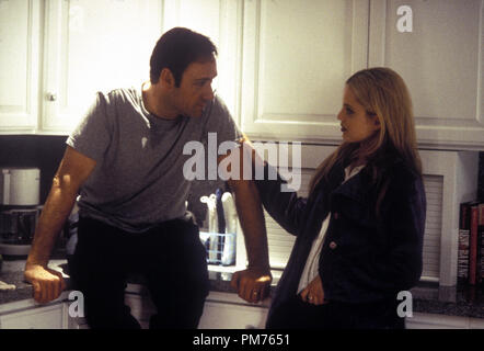 Kevin Spacey & Mena Suvari Film American Beauty (USA 1999) Characters ...
