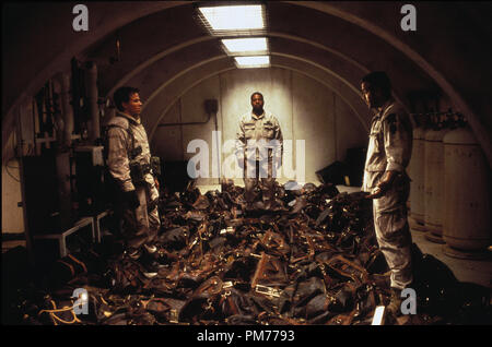 Mark Wahlberg & George Clooney Film Three Kings (USA/AUS 1999 ...