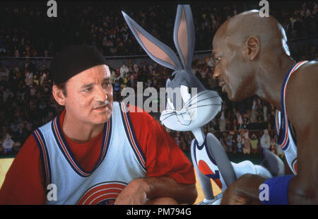Space Jam / Bill Murray / Bugs Bunny / Michael Jordan Stock Photo - Alamy