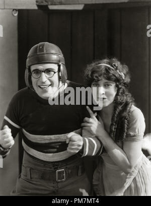 Jobyna Ralston, Harold Lloyd Film: Girl Shy (USA 1924) Characters: Mary ...