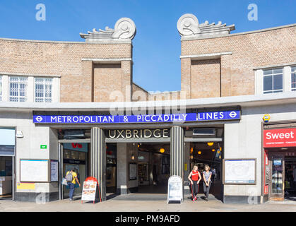 Entrance to Uxbridge Underground Station, London Stock Photo - Alamy