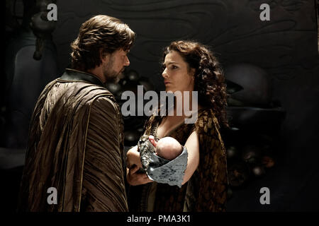 RUSSELL CROWE, AYELET ZURER, MAN OF STEEL, 2013 Stock Photo - Alamy