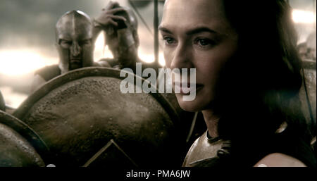 300 LENA HEADEY as Queen Gorgo and VINCENT REGAN as Captain 300 Date ...