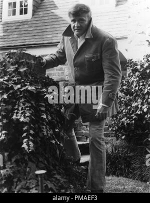 Brian Keith, "Archer", 1975 Paramount Television File Reference # 32509 ...