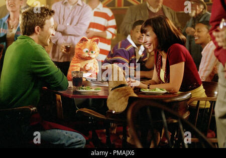 GARFIELD: THE MOVIE, Breckin Meyer, Odie, 2004, TM & Copyright (c) 20th ...