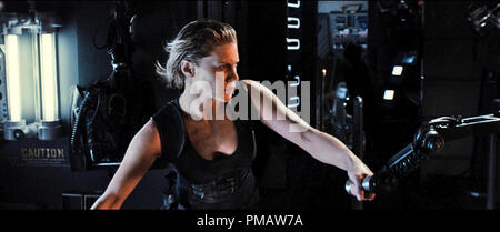 Nordic mercenary Dahl (KATEE SACKHOFF) tracks Riddick--a dangerous ...