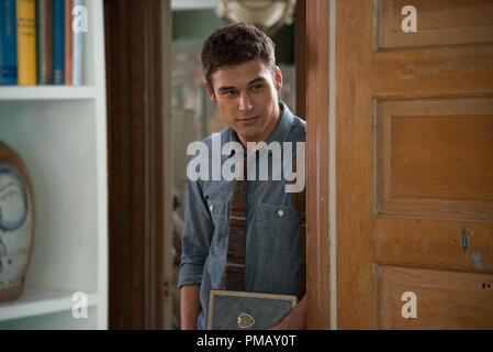 RYAN GUZMAN stars as Noah Sandborn in "The Boy Next Door Stock Photo ...
