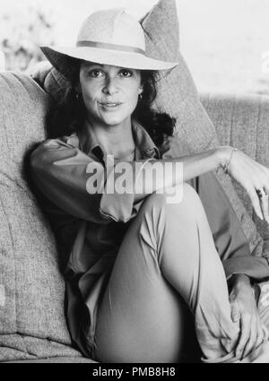 Linda Lavin "Alice" (1976–1985) CBS File Reference # 32337 187THA Stock ...
