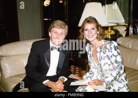 Gary Collins, with wife Mary Ann Mobley, 1971 Stock Photo - Alamy