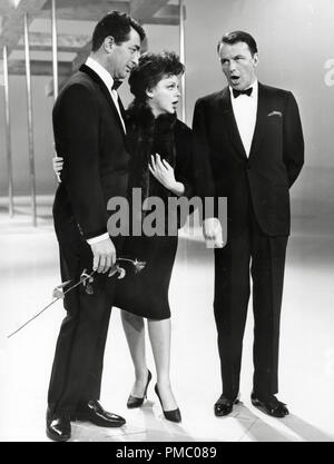 THE DEAN MARTIN SHOW, Dean Martin, Frank Sinatra with the Dingaling ...