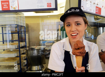 Grom ice cream in Rome, Italy Stock Photo: 219082990 - Alamy