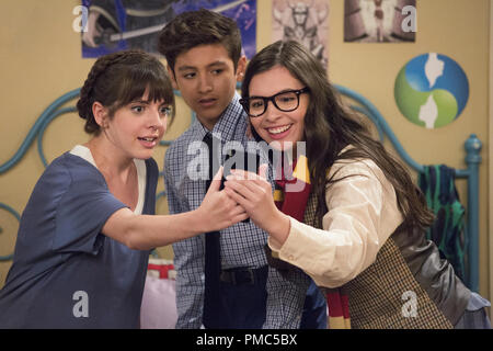 Sheridan Pierce, Isabella Gomez, "One Day at a Time" Season 2 (2018 ...