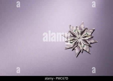 Money Origami snowflake Stock Photo - Alamy