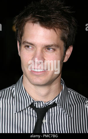 THE GIRL NEXT DOOR TIMOTHY OLYPHANT, ELISHA CUTHBERT Date: 2004 Stock ...