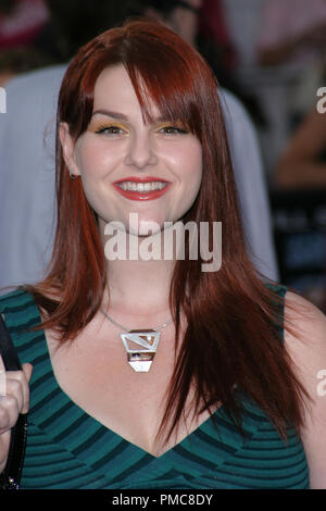 "I, Robot" Premiere 7-7-2004 Sara Rue Photo by Joseph Martinez ...