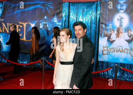 Enchanted (Premiere) Amy Adams, Patrick Dempsey 11-17-2007 / El Capitan ...