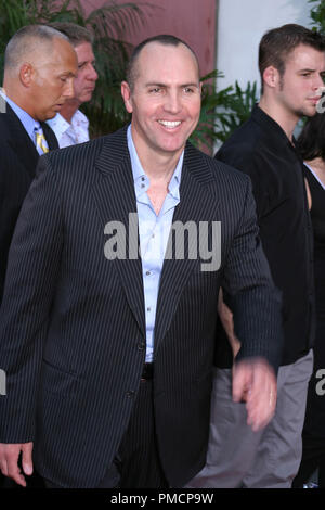 "Van Helsing" Premiere 5-03-2004 Arnold Vosloo and wife Sylvia Ahi ...