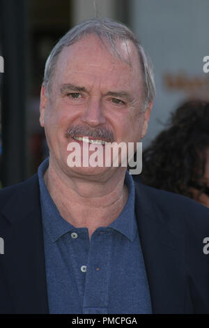 "Shrek 2" Premiere 5/08/2004 John Cleese Photo by Joseph Martinez - All ...