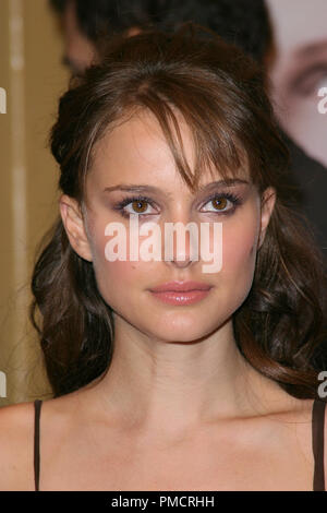 "Closer" Premiere 11-22-2004 Brody Hutzler Photo by Joseph Martinez ...