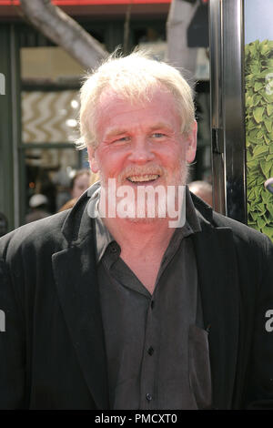NICK NOLTE OVER THE HEDGE. PREMIERE WESTWOOD LOS ANGELES USA 30 April ...