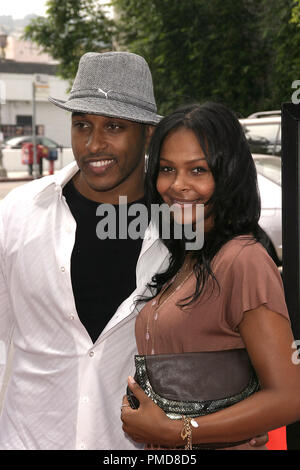 CHARLES PORTER & SAMANTHA MUMBA BARNYARD FILM PREMIERE CINERAMA DOME ...