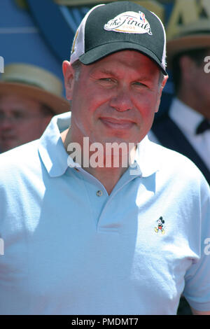 Michael Eisner at the premiere of Around The World In 80 Days in ...