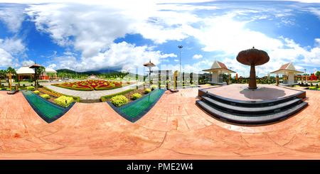 360° view of Pho Tree of Loyalty, Royal Flora Ratchaphruek Garden ...