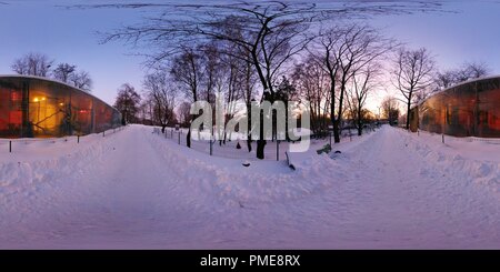 360° view of kishinev zoo, moldova 2009 12 20 New open-air cage with ...