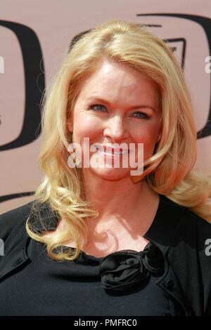 Donna Dixon at the “8th Annual TV Land Awards”. Arrivals held at Sony ...