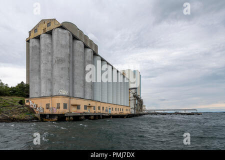 Stavanger Havnesilo was built for grain by the Norwegian State Cereal ...
