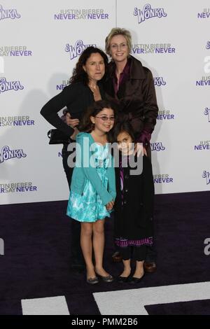 Dr. Lara Embry, Jane Lynch, Ellen Evans and Laura Brill Equality Awards ...