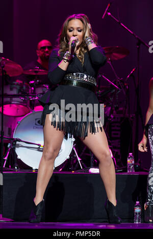 Tamia performs during the R. Kelly 'Single Ladies' tour at Nokia ...