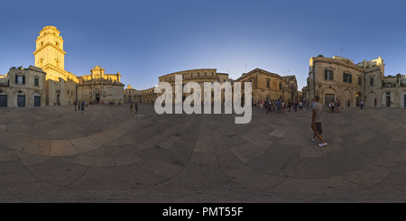 360° view of Lecce Duomo Square - Alamy