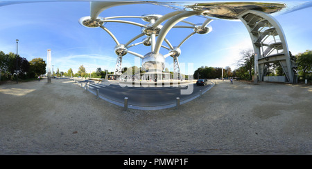360° view of Atomium Brussels 2 - Alamy