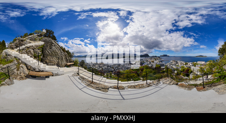 360° view of Alesund - Viewpoint and steps to Mount Aksla - Alamy