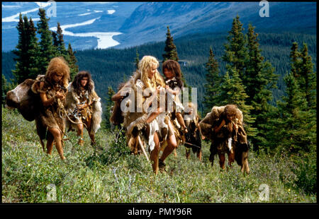 THE CLAN OF THE CAVE BEAR DARYL HANNAH Date: 1986 Stock Photo ...