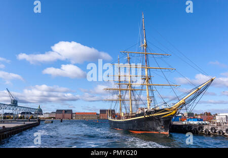 Tall Ship Georg Stage, three-masted sailing ship, mooring in Copenhagen ...