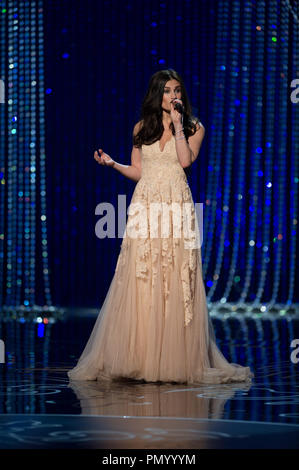Idina Menzel performs at the Oscars on Sunday, Feb. 9, 2020, at the ...
