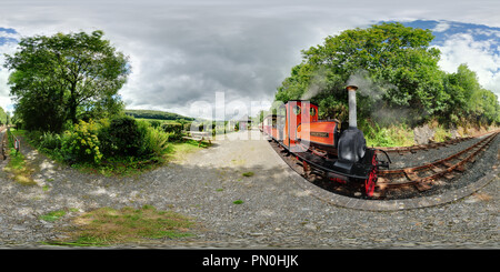 360° view of Covercoat Steam Engine at Launceston Steam Railway - Alamy