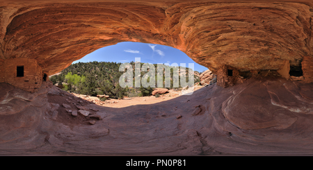 360° view of House on Fire - Alamy