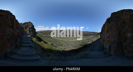 360° view of Lake Lenore Caves Trail, Grant Co., Washington State,USA ...
