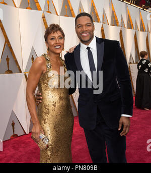 Robin Roberts arrives at the Oscars on Sunday, Feb. 9, 2020, at the ...