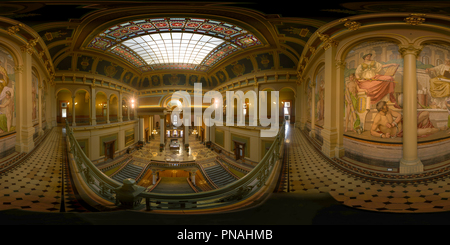 360° view of State Capital of Iowa - 3rd floor east side - Alamy