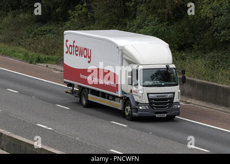 Safeway supermarket lorry heavy goods vehicle carrying the logo ...