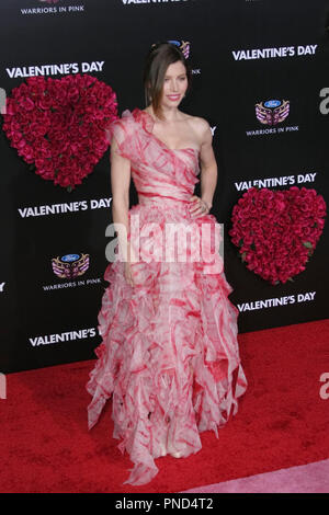 Jessica Biel at the Los Angeles World Premiere of VALENTINE'S DAY held ...