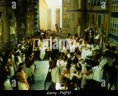 Original film title: NEFERTITI, FIGLIA DEL SOLE. English title ...