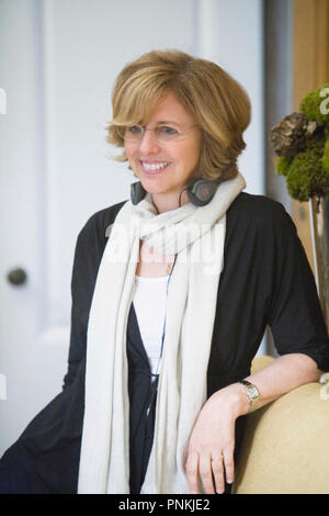 The Holiday Year : 2006 USA Director : Nancy Meyers Cameron Diaz, Jude ...