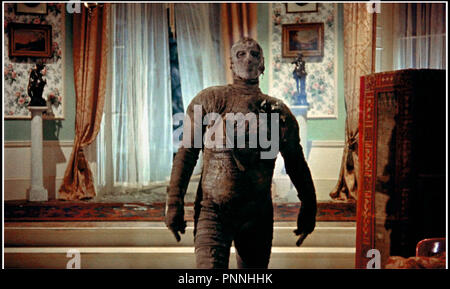 THE MUMMY HAMMER FILM PRODUCTIONS CHRISTOPHER LEE Date: 1959 Stock ...