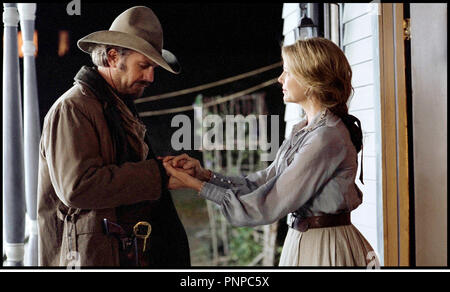 OPEN RANGE (2003) ANNETTE BENING OPNR 002-11 Stock Photo: 29259127 - Alamy